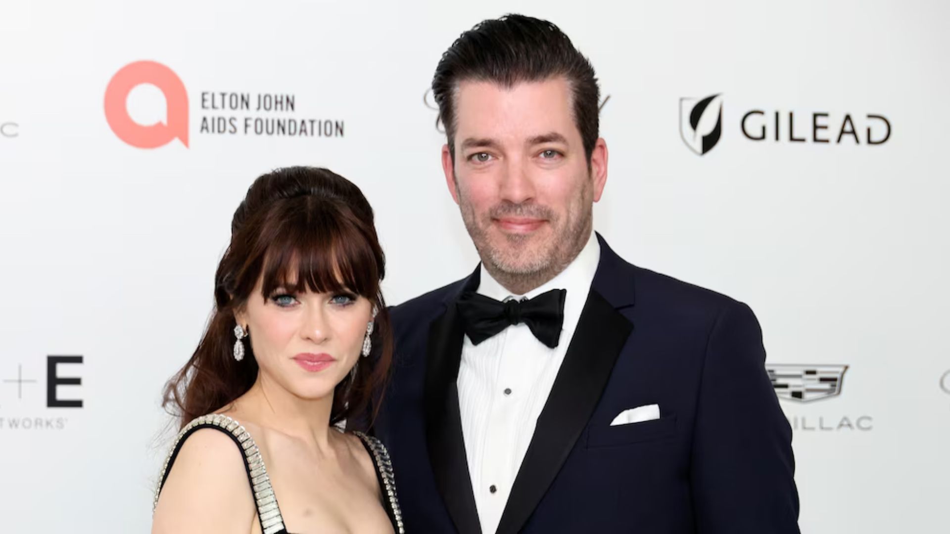 Zooey Deschanel Makes Rare Red Carpet Appearance With Fiancé Jonathan Scott Zooey Deschanel Makes Rare Red Carpet Appearance With Fiancé Jonathan Scott
